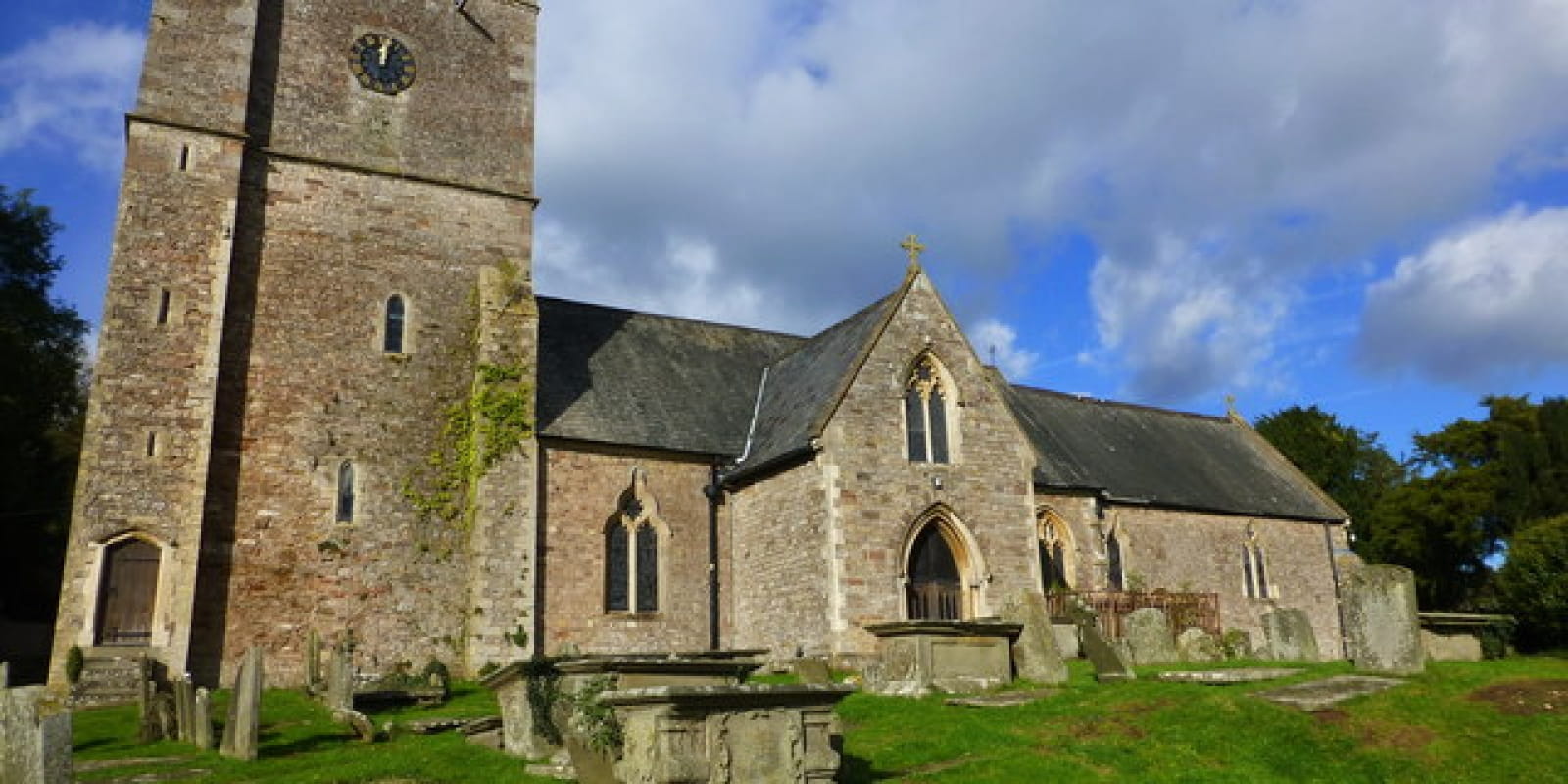 St Mary & St Peter, Tidenham